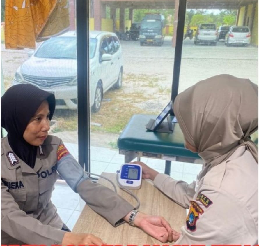 Pastikan kondisi kesehatan personel, Satgas Dokkes Lakukan Pemeriksaan Kesehatan Personil ...